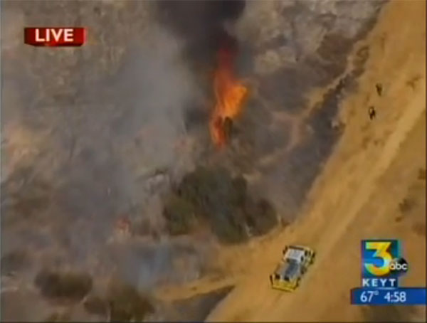 Calif. Firefighters Fighting Blaze in Simi Valley | Firehouse