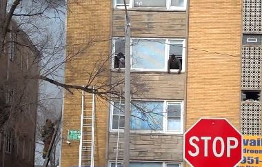 Firefighter News Video - Gary Firefighter Use Ladders to Make Rescues ...