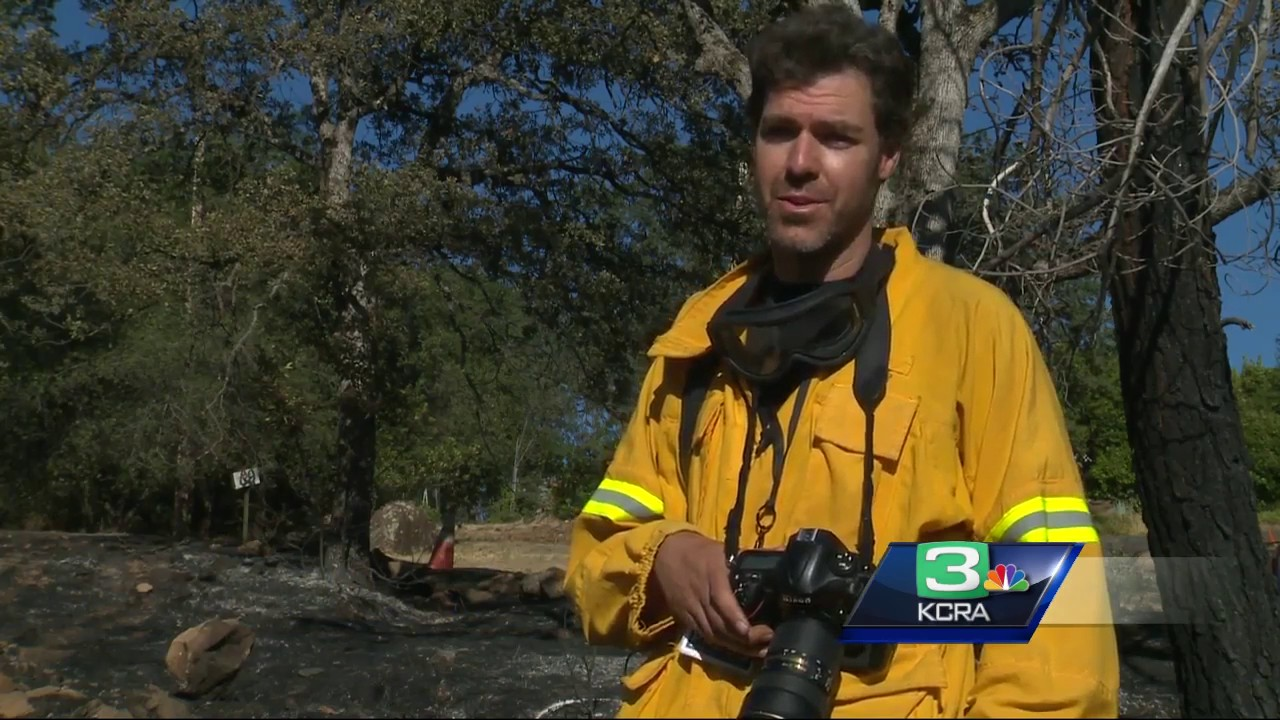 Photo Capturing Butte County CA Firefighters Saving Flag Goes Viral ...