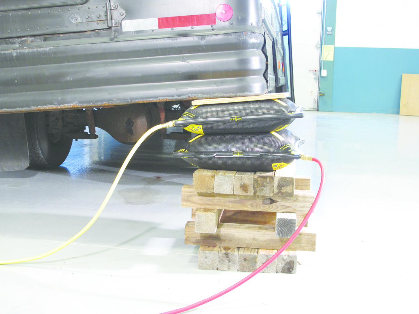 Product of the Day: Paratech -- MAXIFORCE G2 Air Lifting Bags From ...