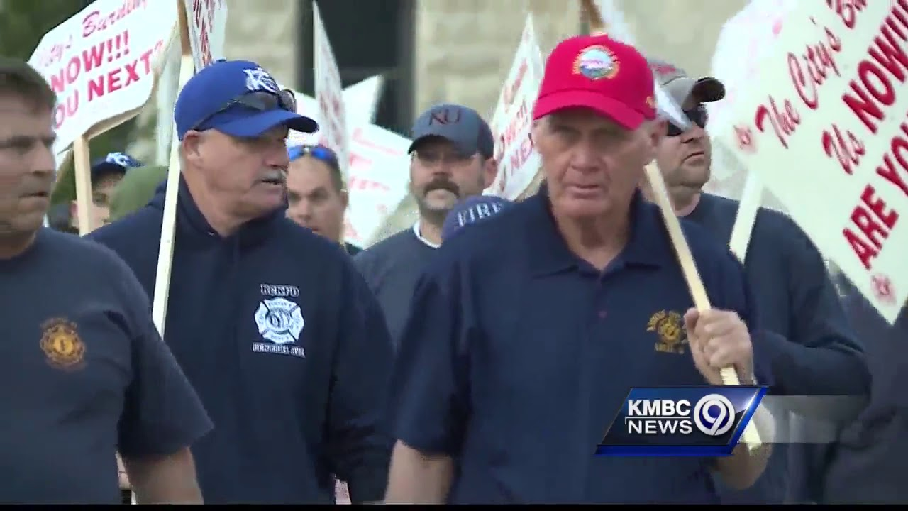 KS Firefighters Are at 'War' With Kansas City Officials | Firehouse