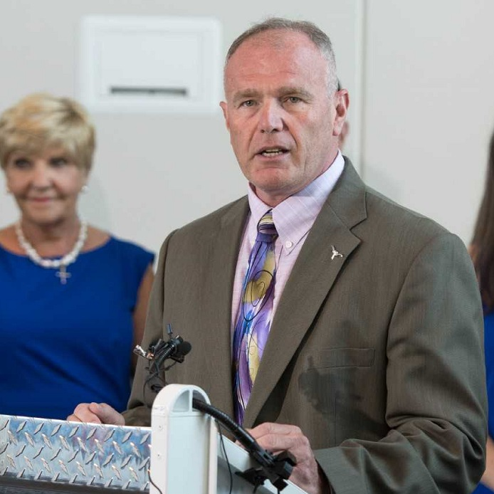 New Fort Worth TX Fire Department Chief Jim Davis Introduced ...