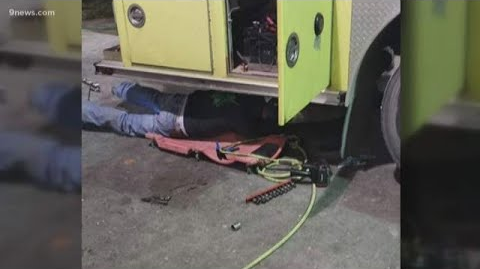 CO TX Firefighters Repair Fire Engine Being Driven From Canada to ...