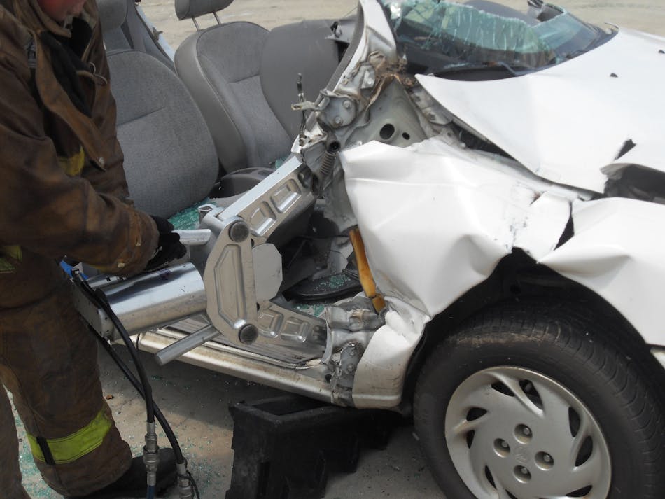 Motor Vehicle Extrication: Initial Response Considerations | Firehouse