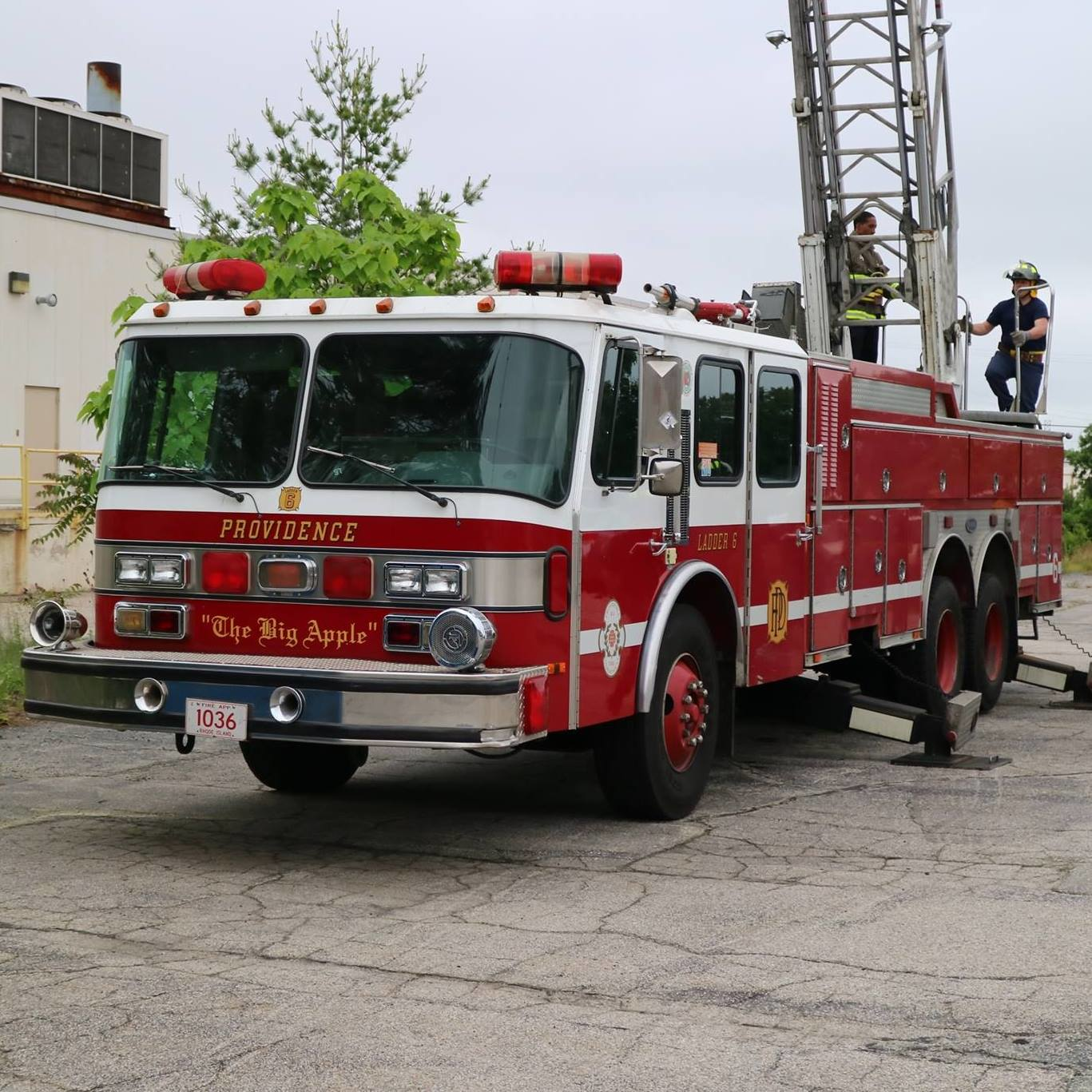 Providence RI Firefighter Hurts Shoulder Battling 2-Alarm Blaze | Firehouse