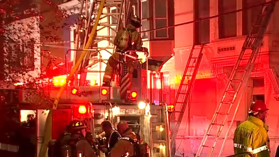 At Least 70 Cincinnati Firefighters Battle 4-Alarm Blaze | Firehouse
