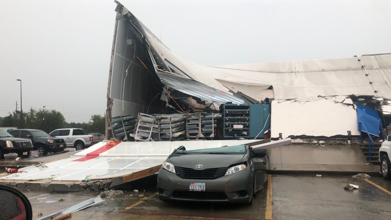 Three Hurt When Houston Postal Building Roof Collapses Firefighters ...