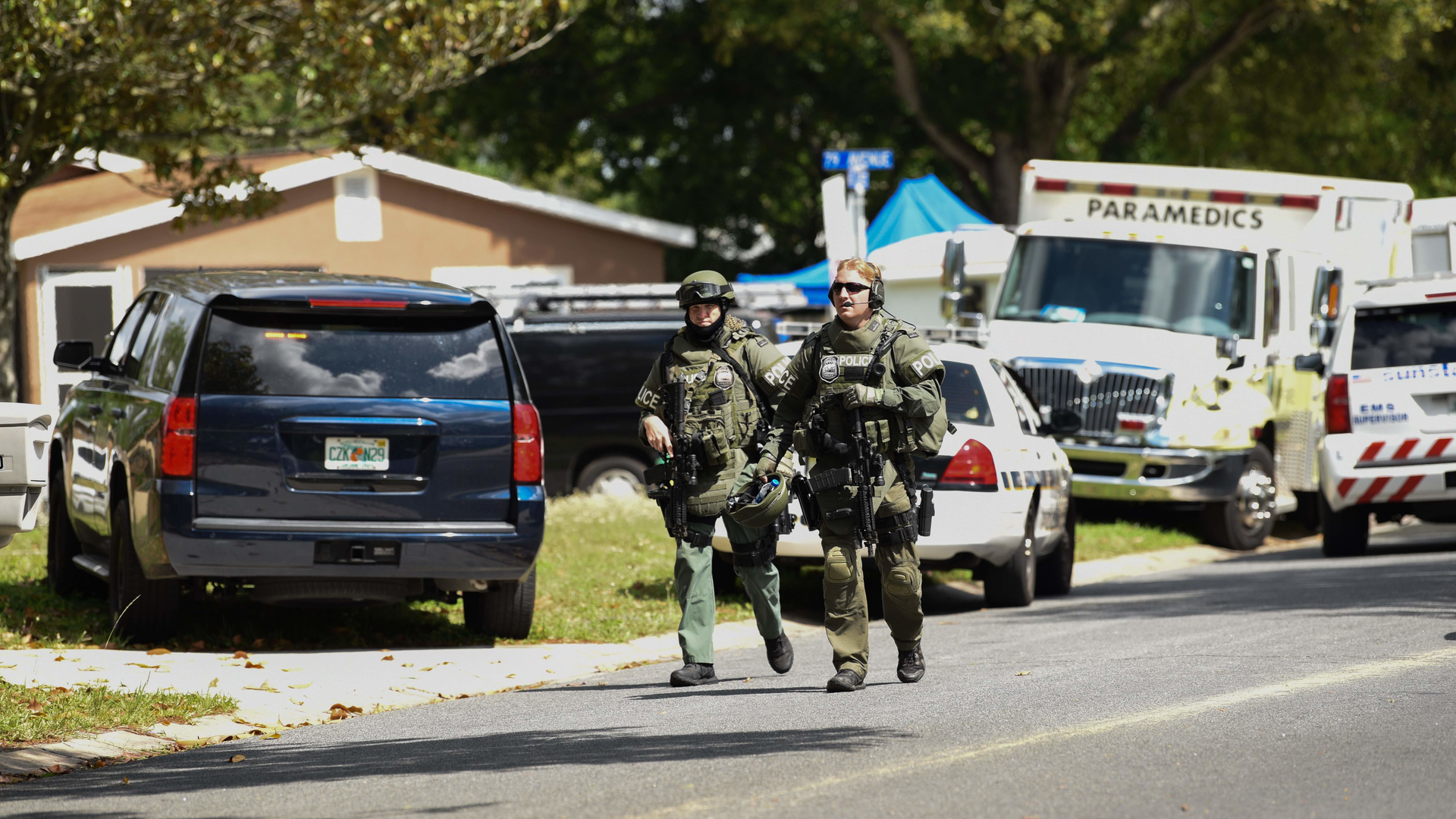 FL Paramedics Adjust to Carrying Guns on SWAT Calls | Firehouse