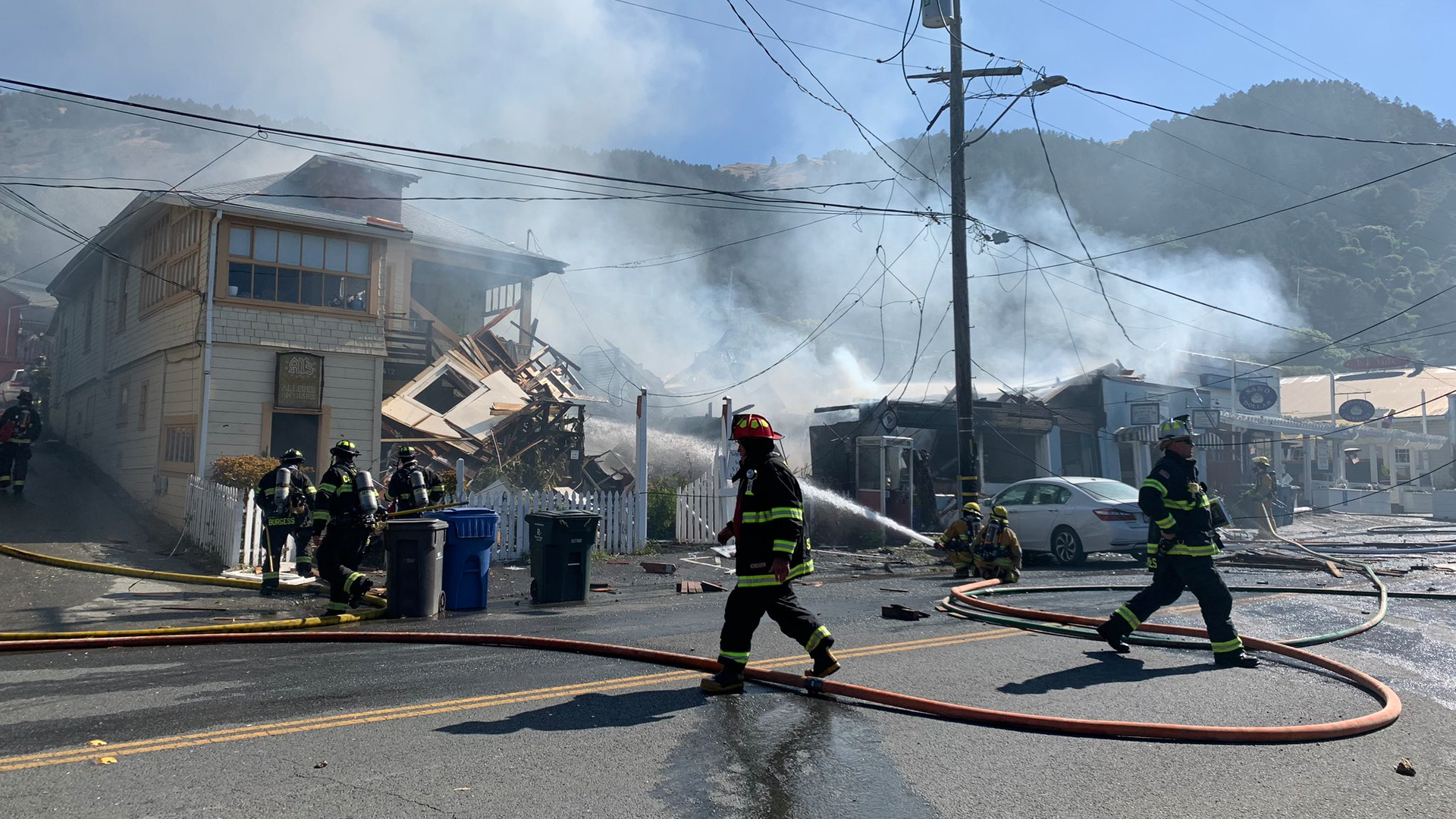 Explosion Causes Multi-Structure CA Blaze | Firehouse