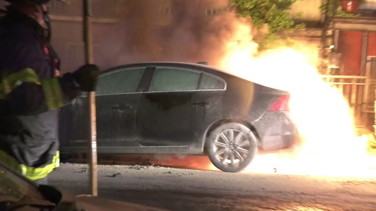 NYC Underground Explosions Ignite 2-Alarm Manhole, Car Fires | Firehouse