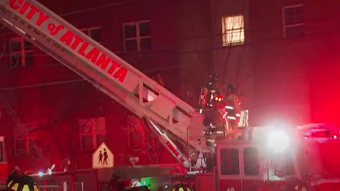 Atlanta Firefighter Suffers Neck Burns During Fire | Firehouse