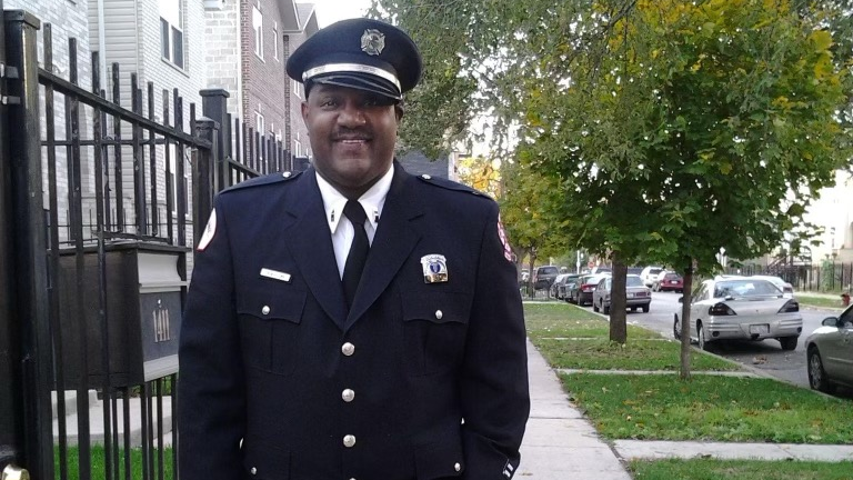 Veteran Chicago Paramedic Succumbs to COVID-19 | Firehouse