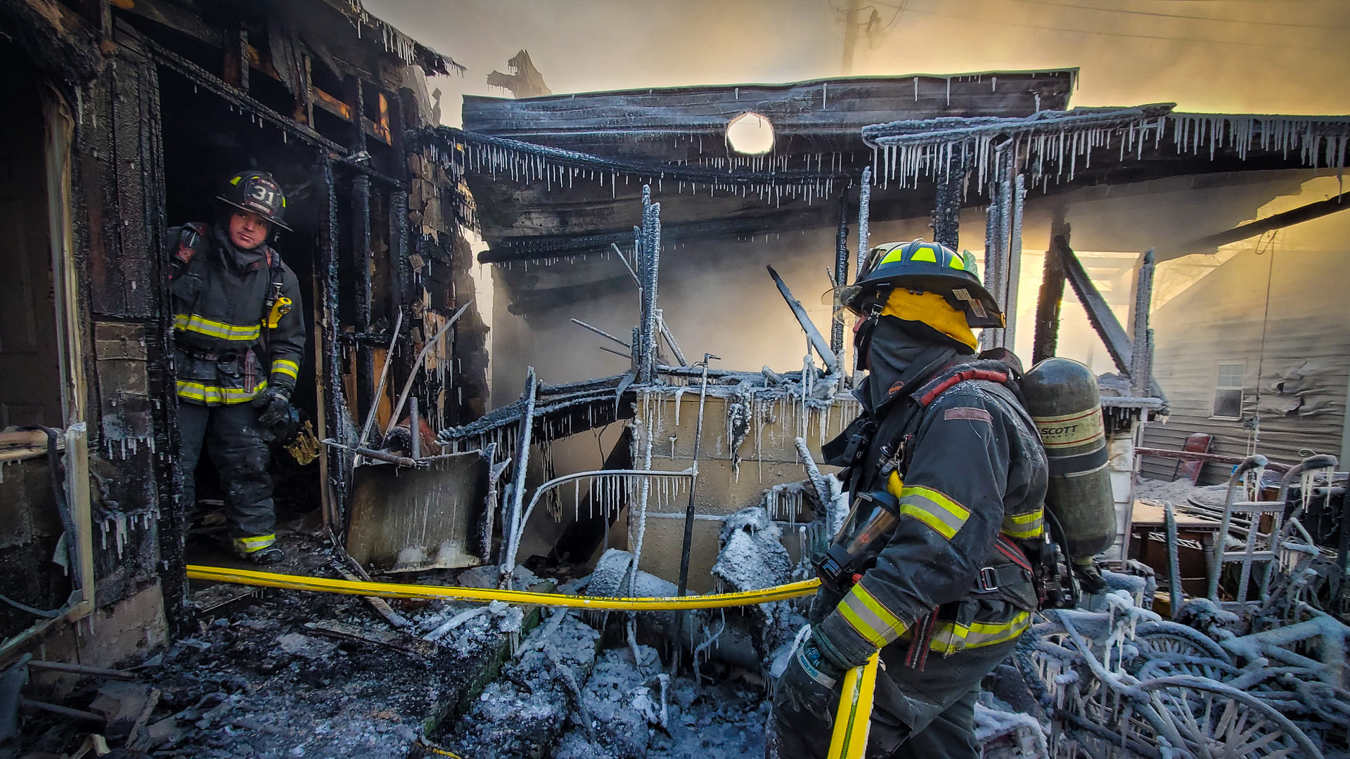 IL Firefighters Rescue Four from Residential Fire | Firehouse