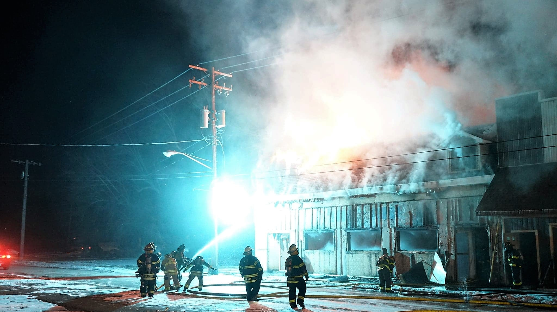 OH Crews Spend Nearly 24 Hours Dousing Eatery Fire | Firehouse