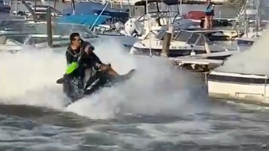 Watch Off-Duty NY Firefighter on Jet Ski Douse Boat Fire | Firehouse
