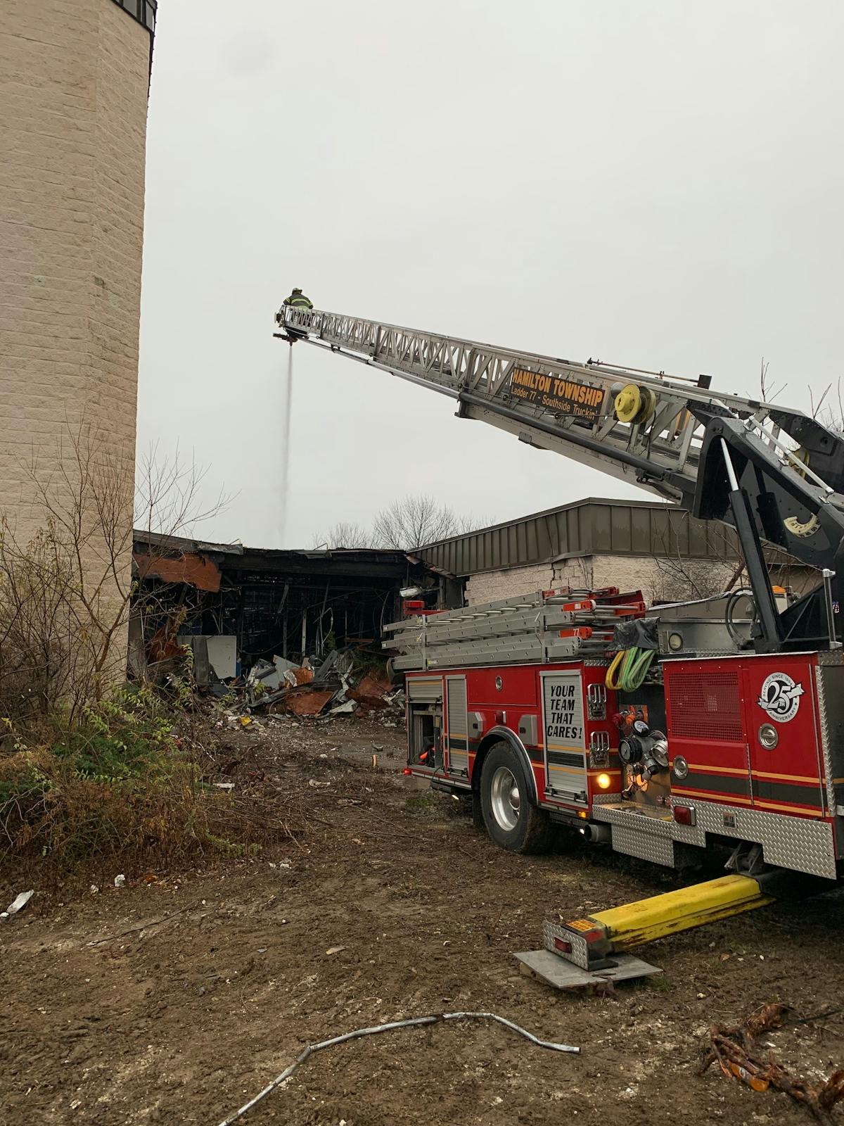 Tips for Determining Aerial Apparatus Outrigger Type | Firehouse