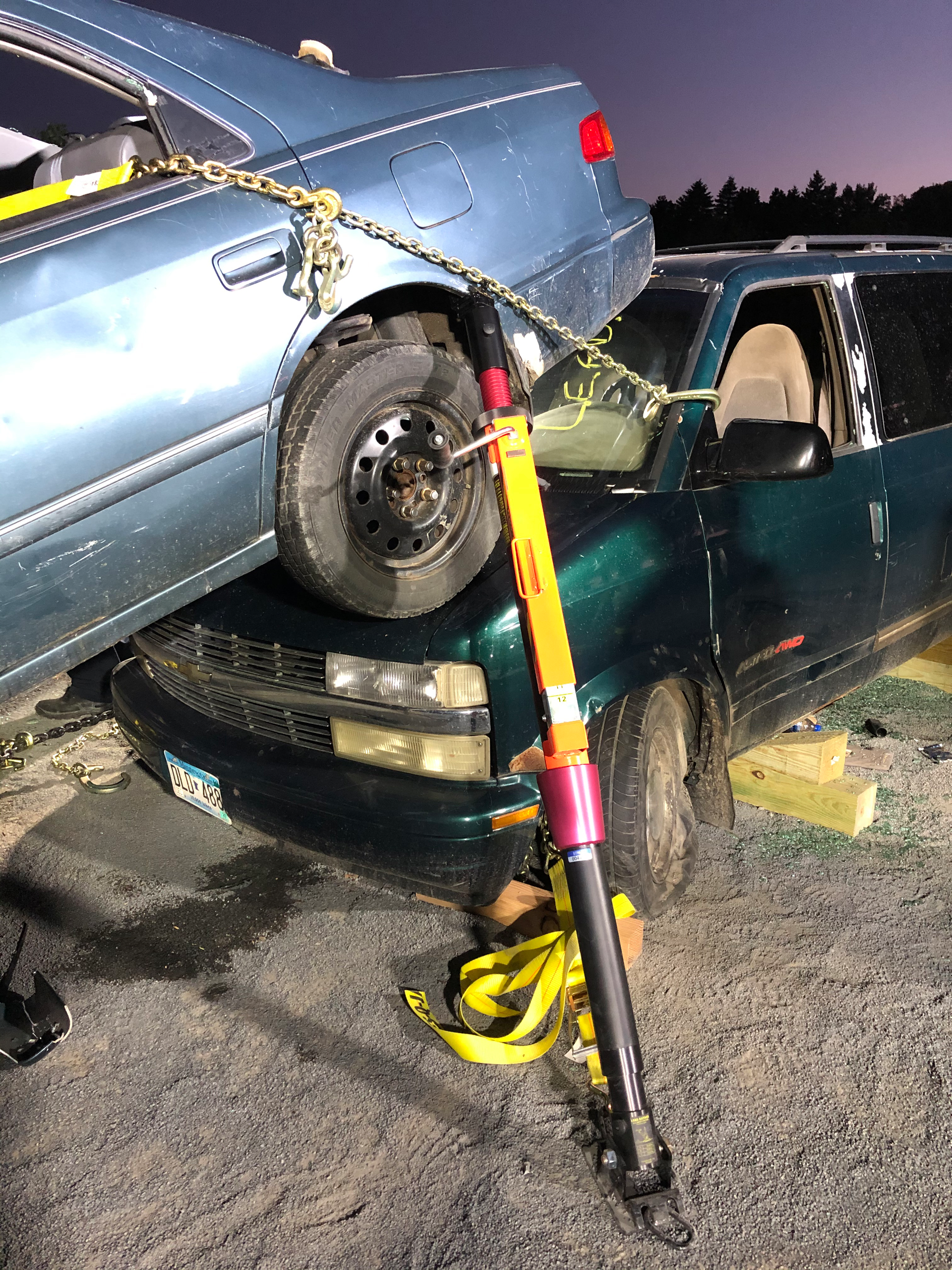 Crashed Passenger Vehicle Stabilization Techniques | Firehouse