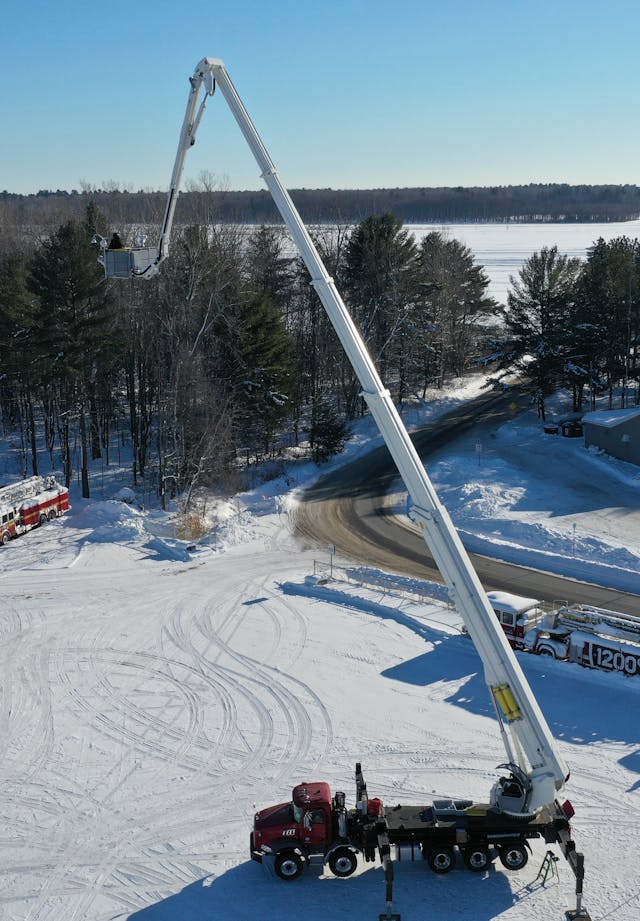 Bronto Skylift Launches North America’s Tallest Firefighting Aerial ...