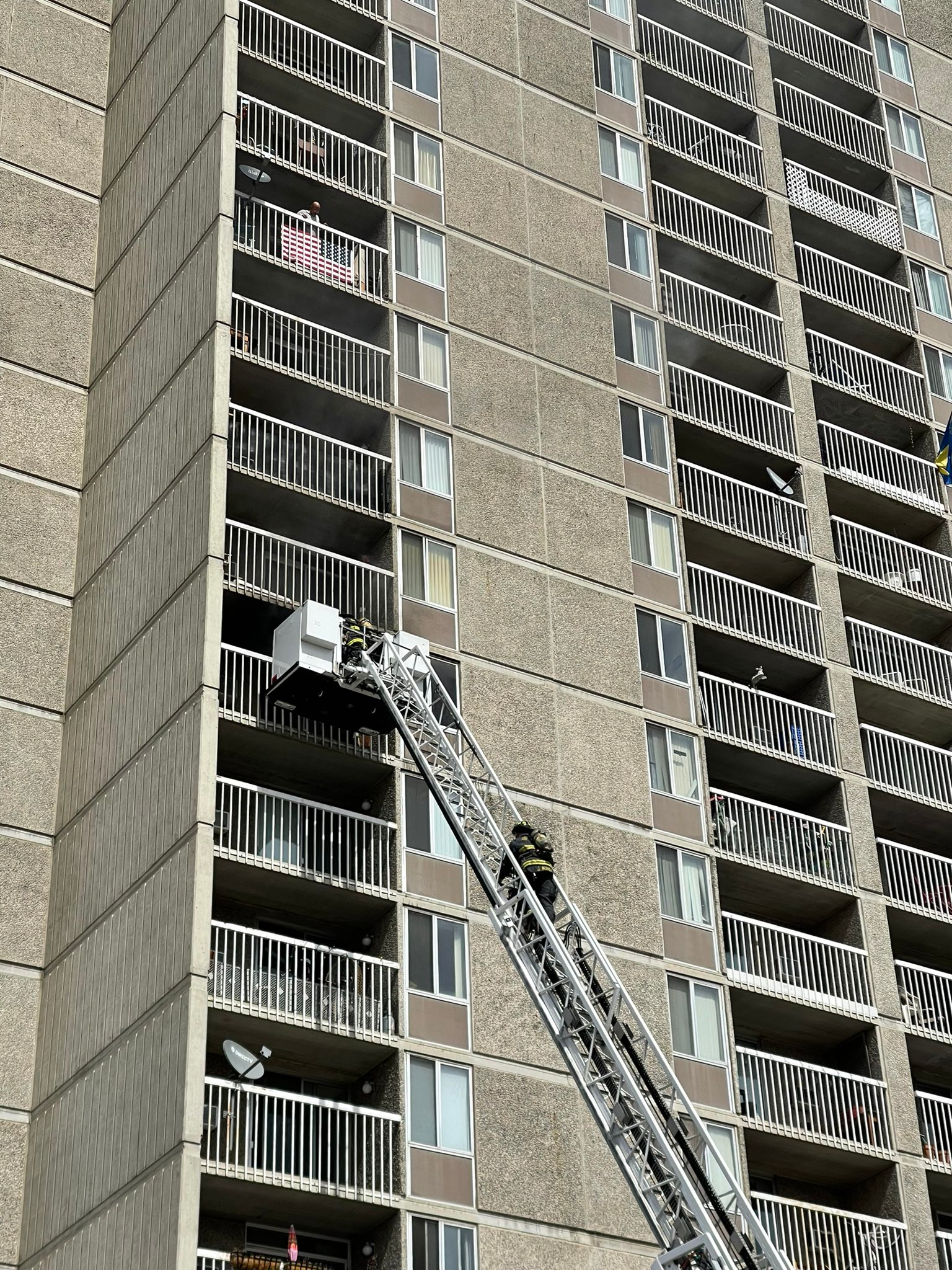 WA High-Rise Fire Forces Evacuations | Firehouse