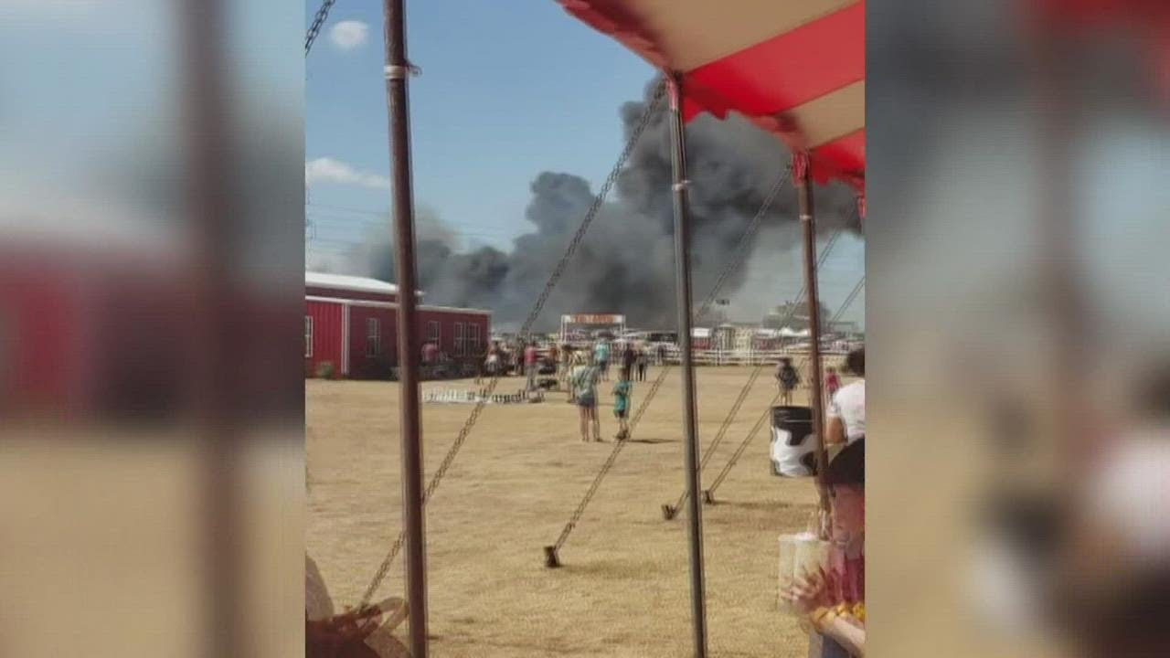 Blaze at Temple, TX Pumpkin Patch Destroys 70 Vehicles | Firehouse