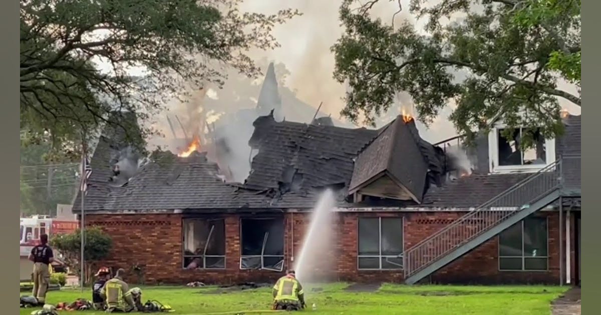 Dickinson Tx Firefighters Tackle Church Fire Firehouse