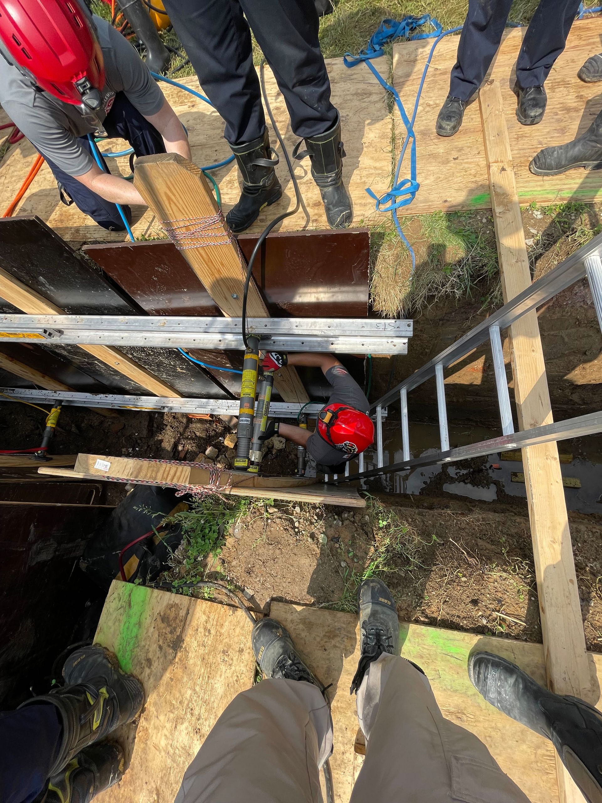 Basic Considerations for Trench Collapse Shoring | Firehouse