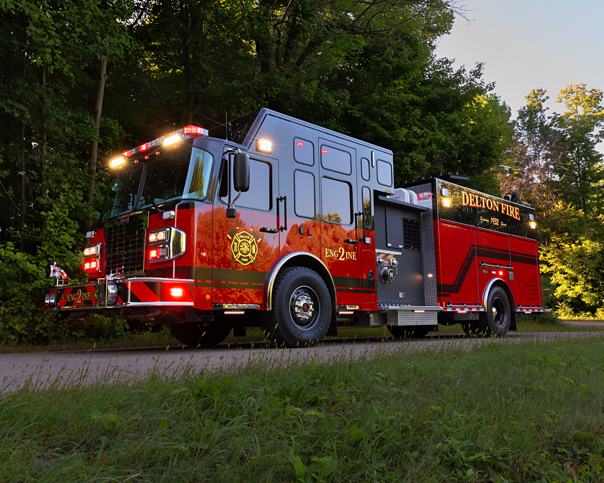 Pitchers Of Fire Trucks Fdny Fire Truck Photos, Images & Pictures