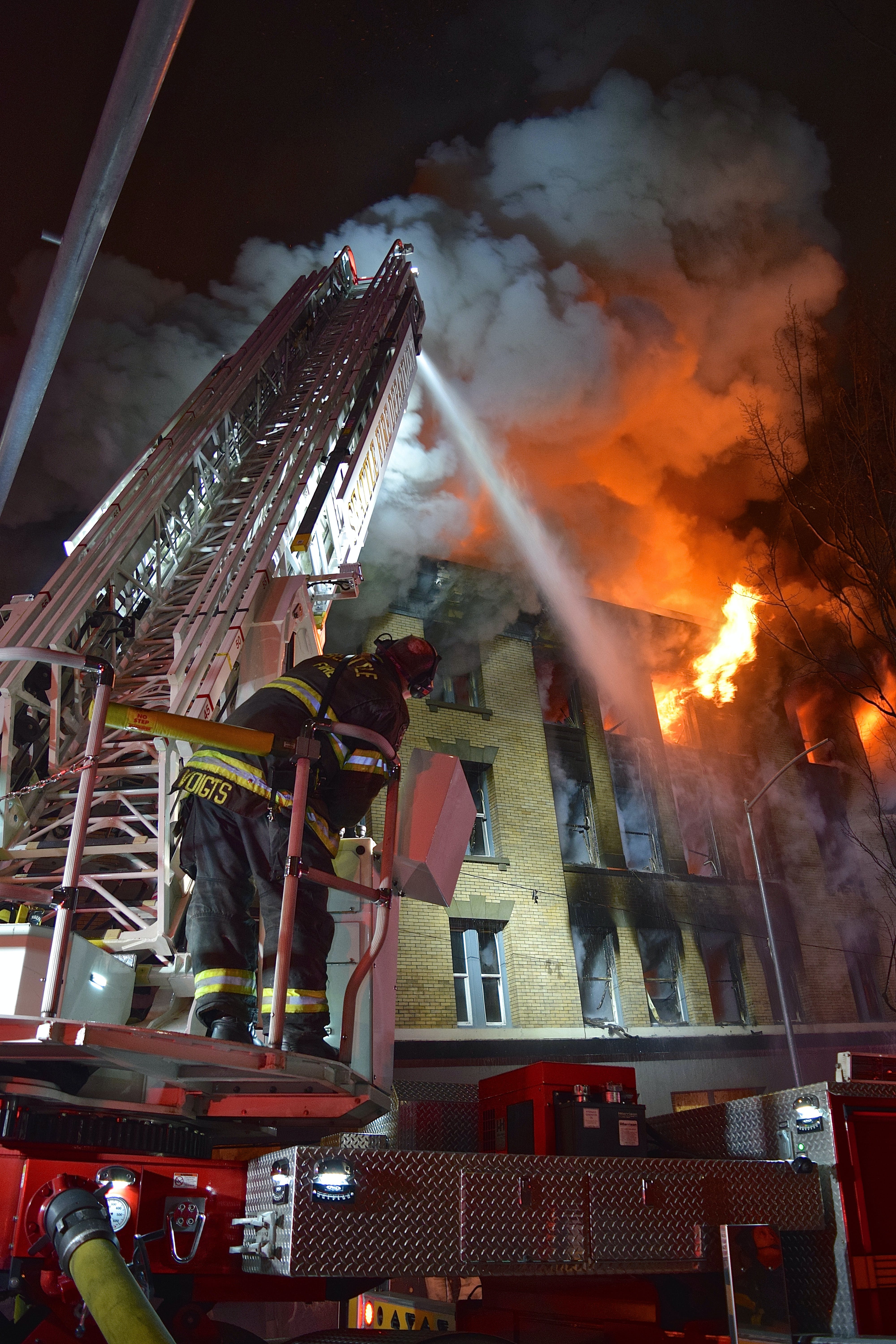 Hot Shots 3/24 | Firehouse