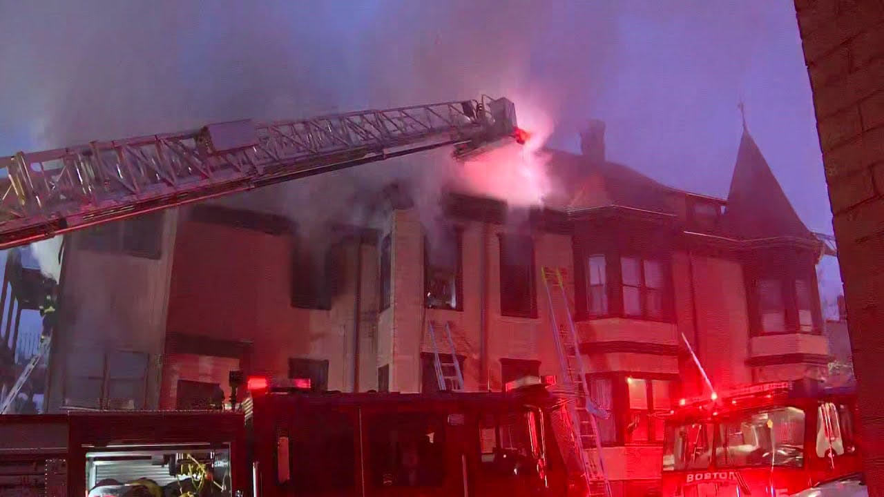 Massive Blaze Spreads to Adjacent Boston Building | Firehouse