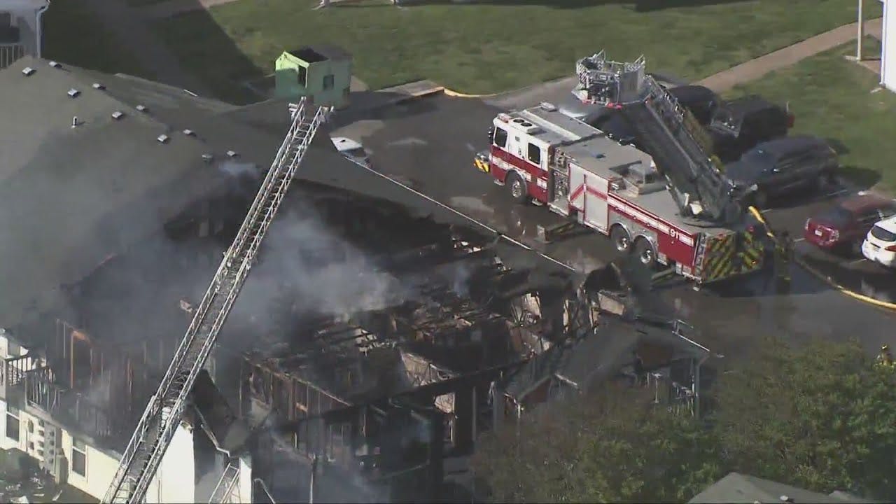 Firefighters Battle Building Fire in Virginia Beach, VA | Firehouse