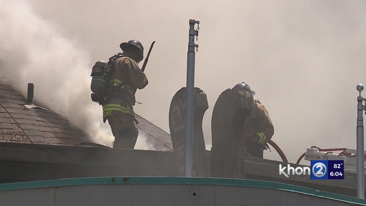 Honolulu Firefighters Tackle Three-Alarm Fire in Vacant Dealership ...