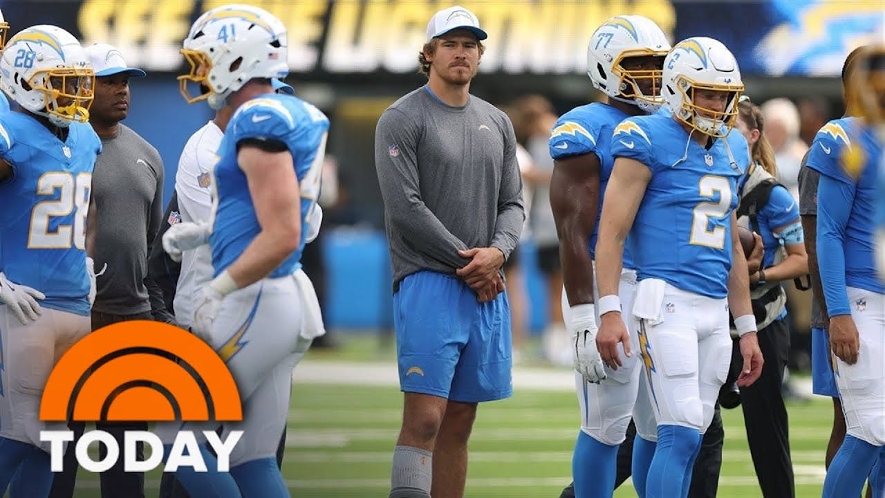 NFL Players Stuck in Elevator Rescued by Dallas Firefighters | Firehouse