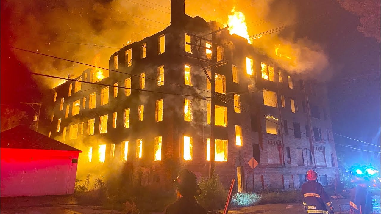 Vacant Detroit Apartment Building Destroyed by Fire | Firehouse