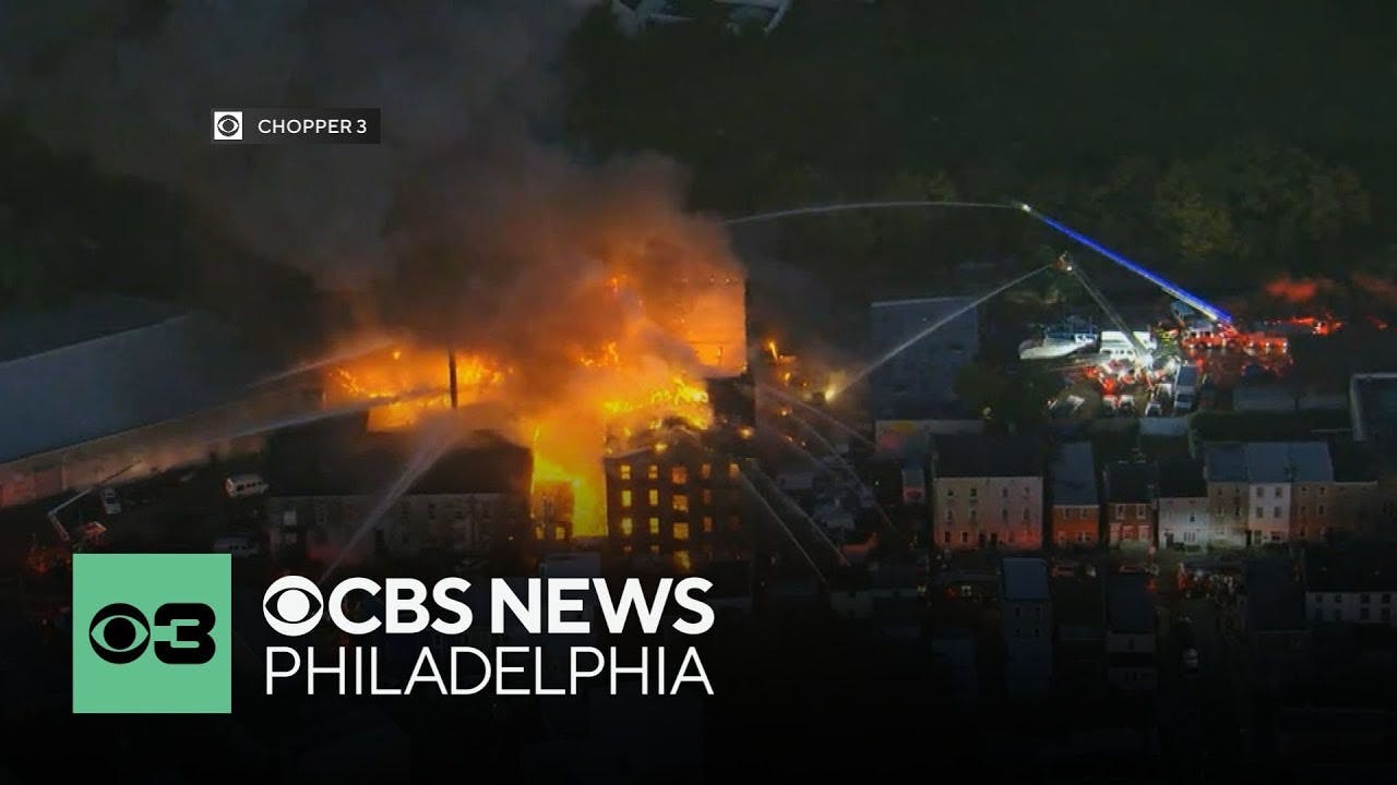 Philadelphia Firefighters Battling Four-Alarm Fire | Firehouse