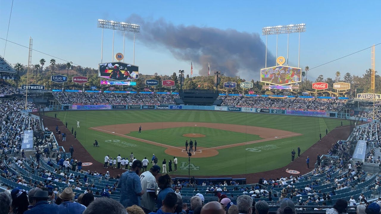 Smoke from Building Fire Drifts into Dodger Stadium | Firehouse