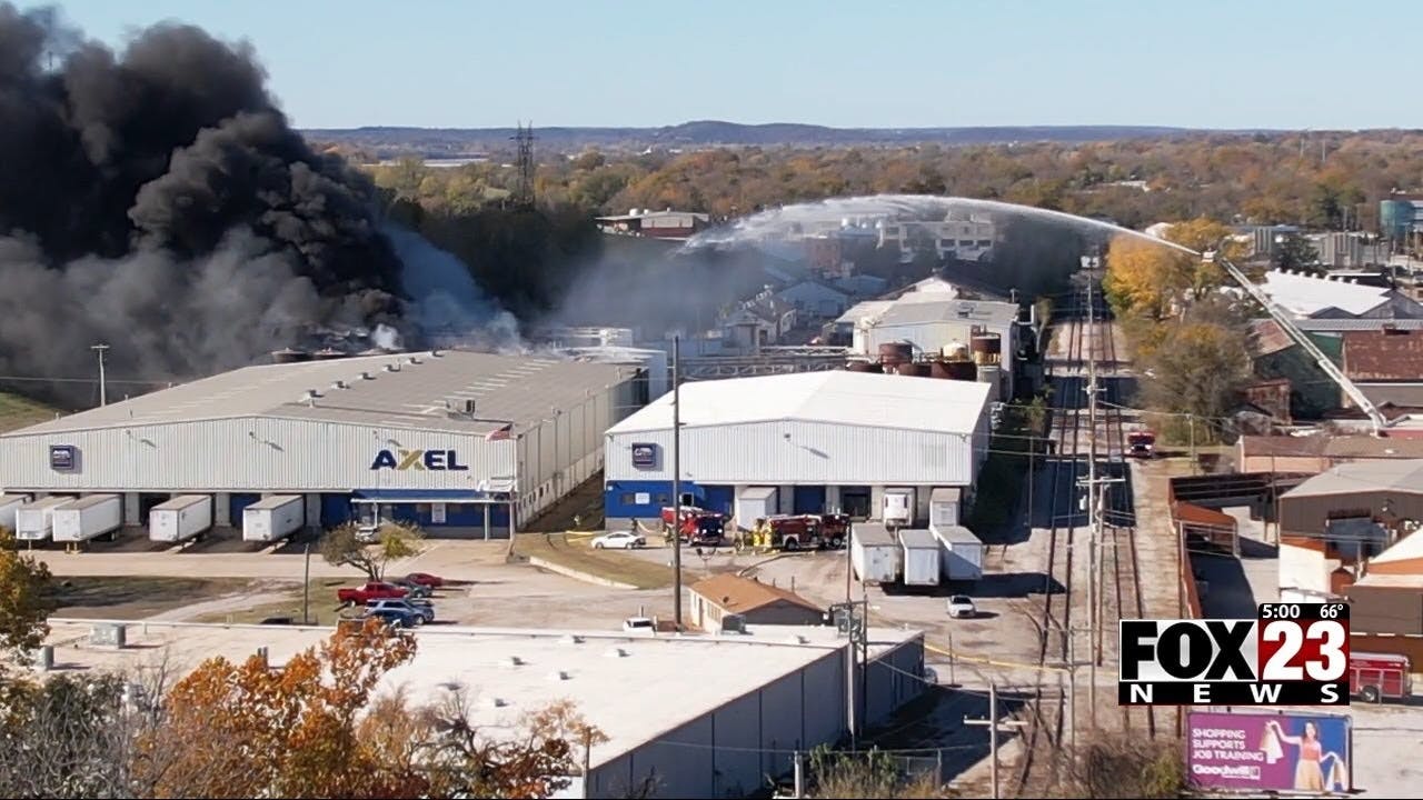 Tulsa Firefighters Contain Petroleum Tank Fire | Firehouse