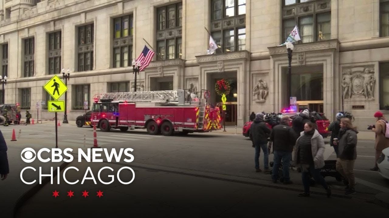 Chicago City Hall Evacuated after Small Fire in Records Room | Firehouse