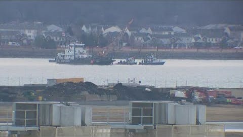 WATCH: Wreckage of Mid-Air Collision Removed from Potomac River | Firehouse