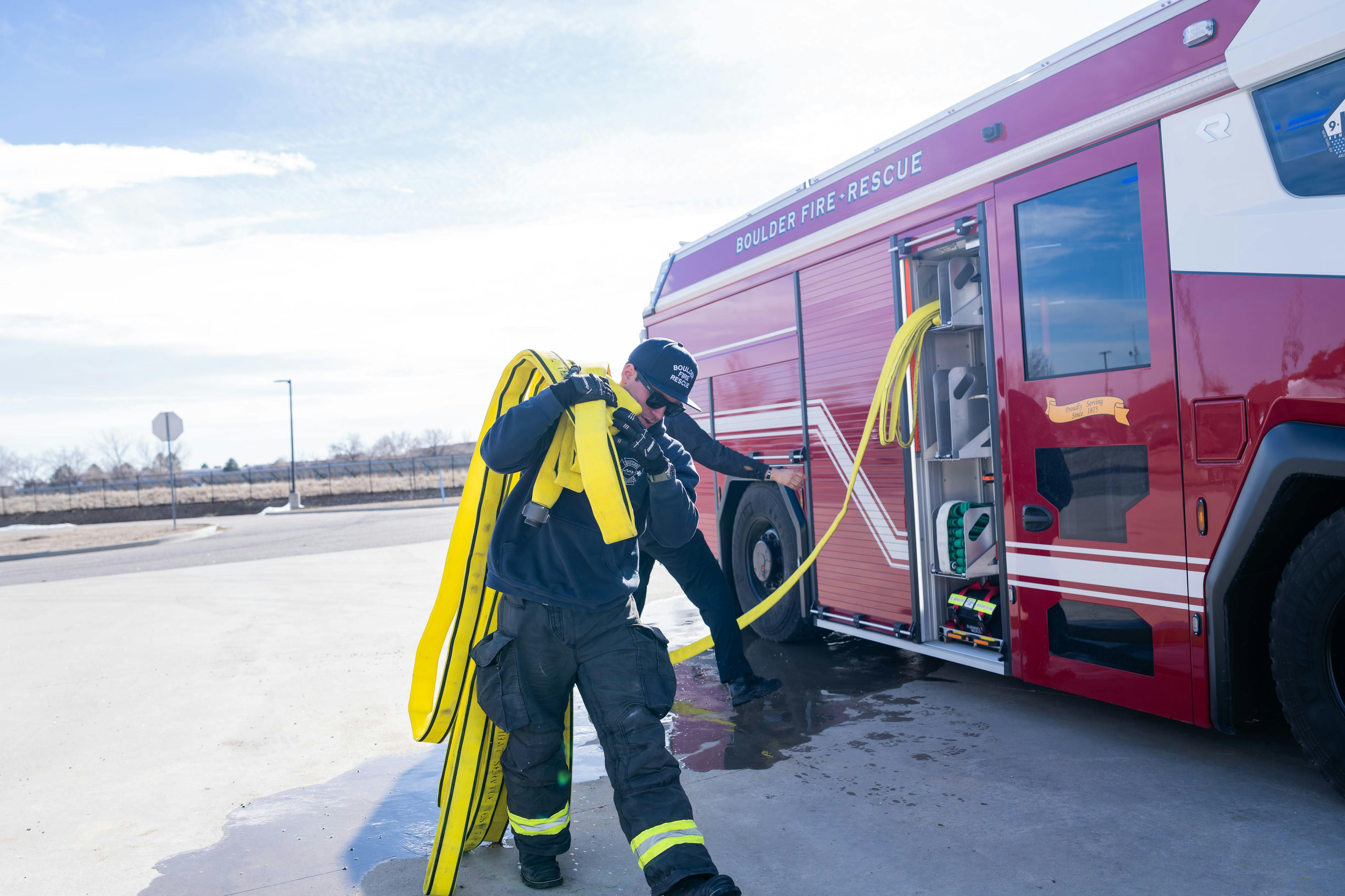 A U.S. Fire Service First: Two All-Electric Pumpers at One Fire ...