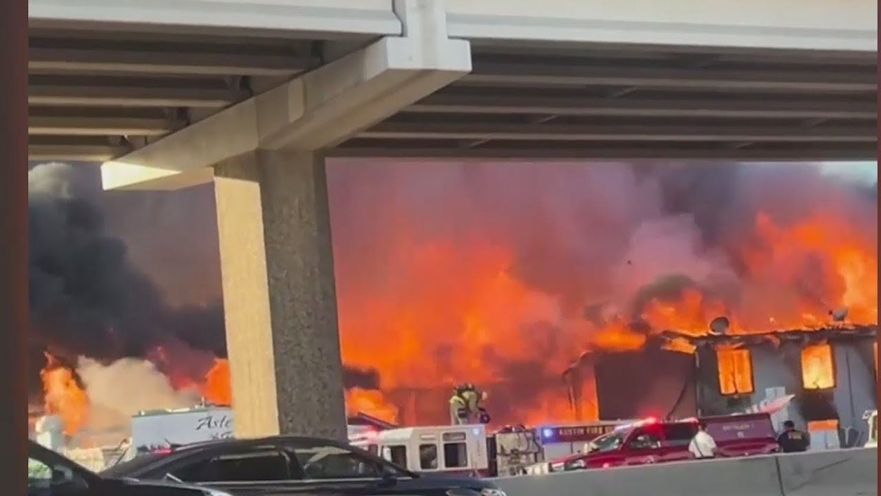 Fire Destroys Vacant Hotel, Restaurant in Austin, TX | Firehouse